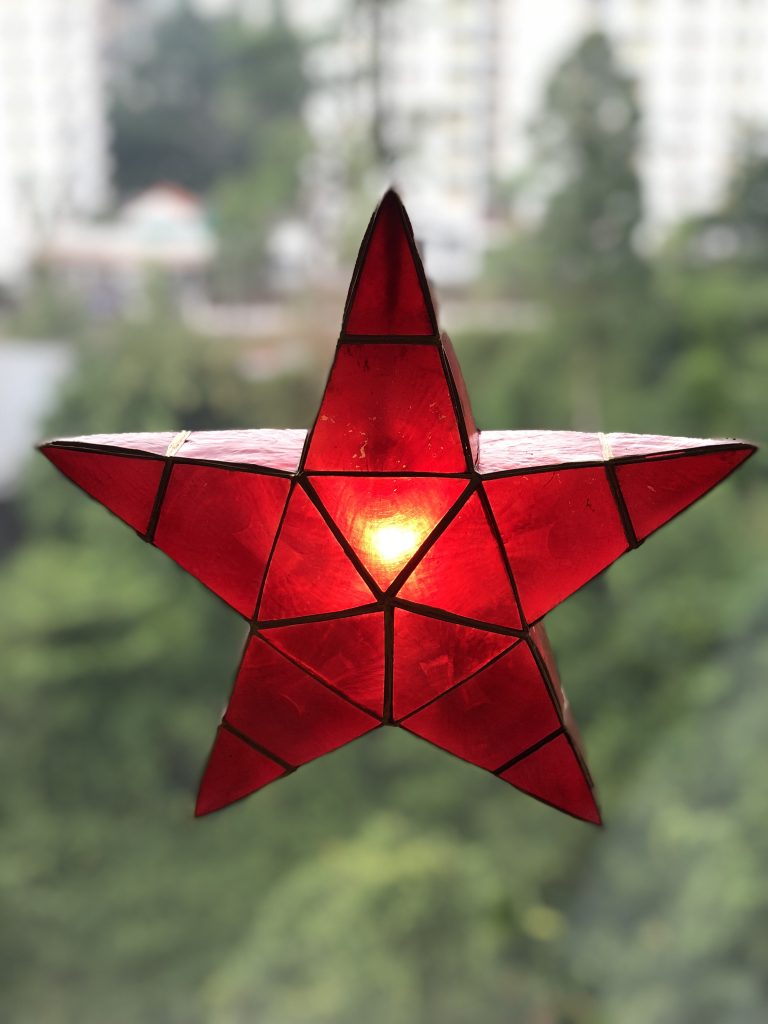 Capiz Star Lantern Parol 12″ (Red) – Filshopper Singapore